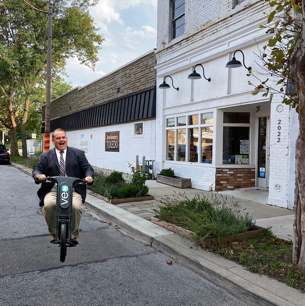Mayor Wade Kapszukiewicz Goes Viral! (New Veo Bikeshare in Toledo ...