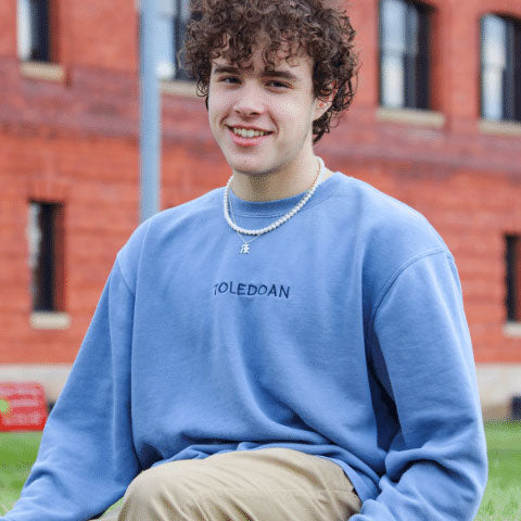 6 Authentic Midwesterner Crewnecks Even Superman Would Wear – Jupmode